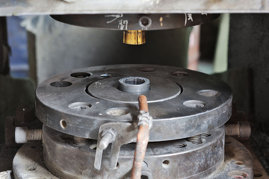 Forging, hot forging and cold forging